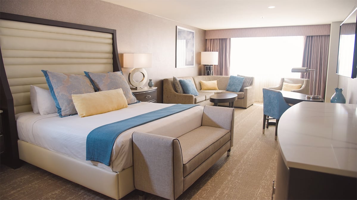 Reno Hotels: Luxury Rooms & Suites at Grand Sierra Resort